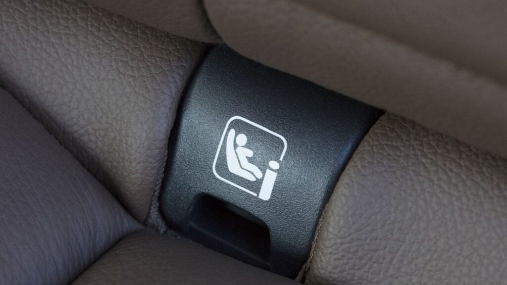 Sistema ISOFIX en coches: Cómo saber si tu vehículo lo tiene